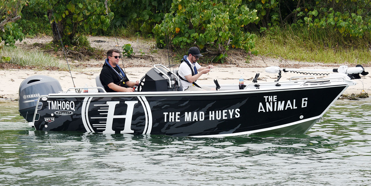 Whitewater Marine Ashmore | 425 APACHE PRO SC